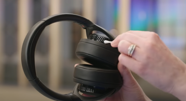 How to Clean Gaming Headsets?How to Clean Gaming Headsets?How to Clean ...