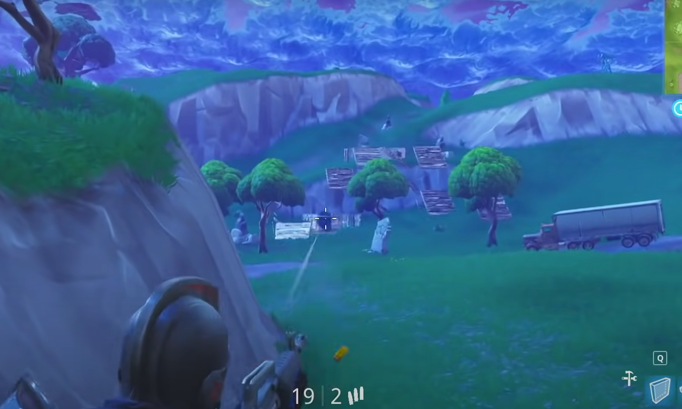 Apex Legends vs. Fortnite: Which is Better? - GamingProfy
