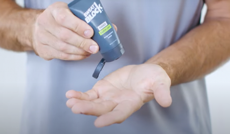 How to Stop Sweaty Hands When Gaming? - GamingProfy