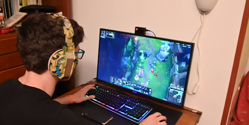 The Best Refresh Rate for Gaming - GamingProfy